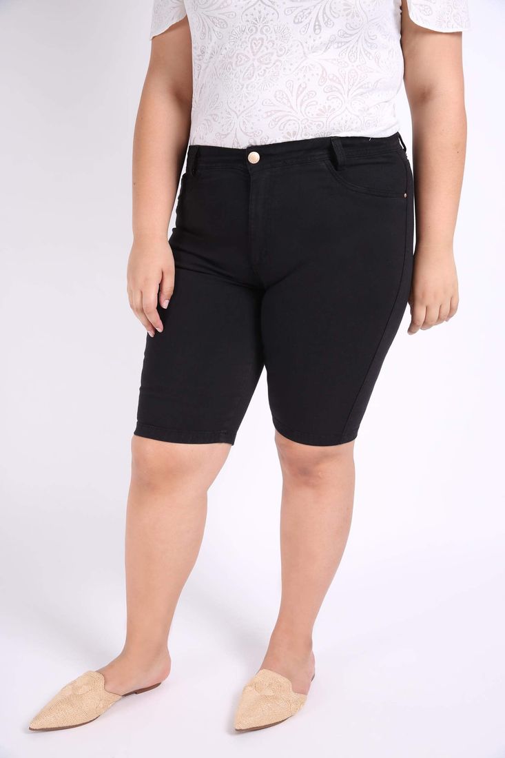 Bermuda ciclista de sarja plus size preto| Kauê Plus Size - Kaue Plus Size